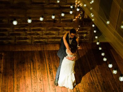 Barn Wedding Photos and Virtual Tour of Badger Farms